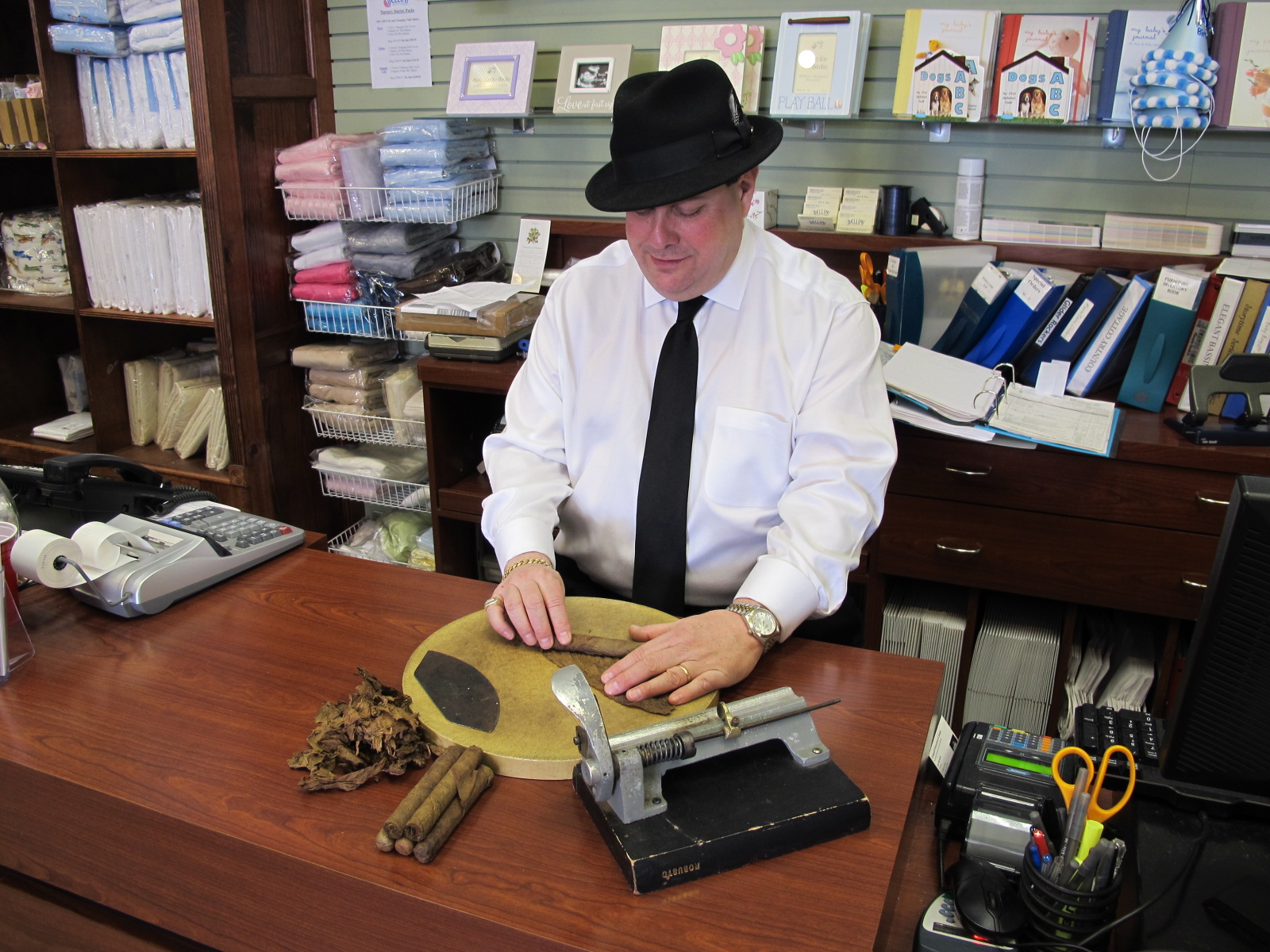 Cigar Basics: Cigar Rolling Guy - The Ultimate Lineup